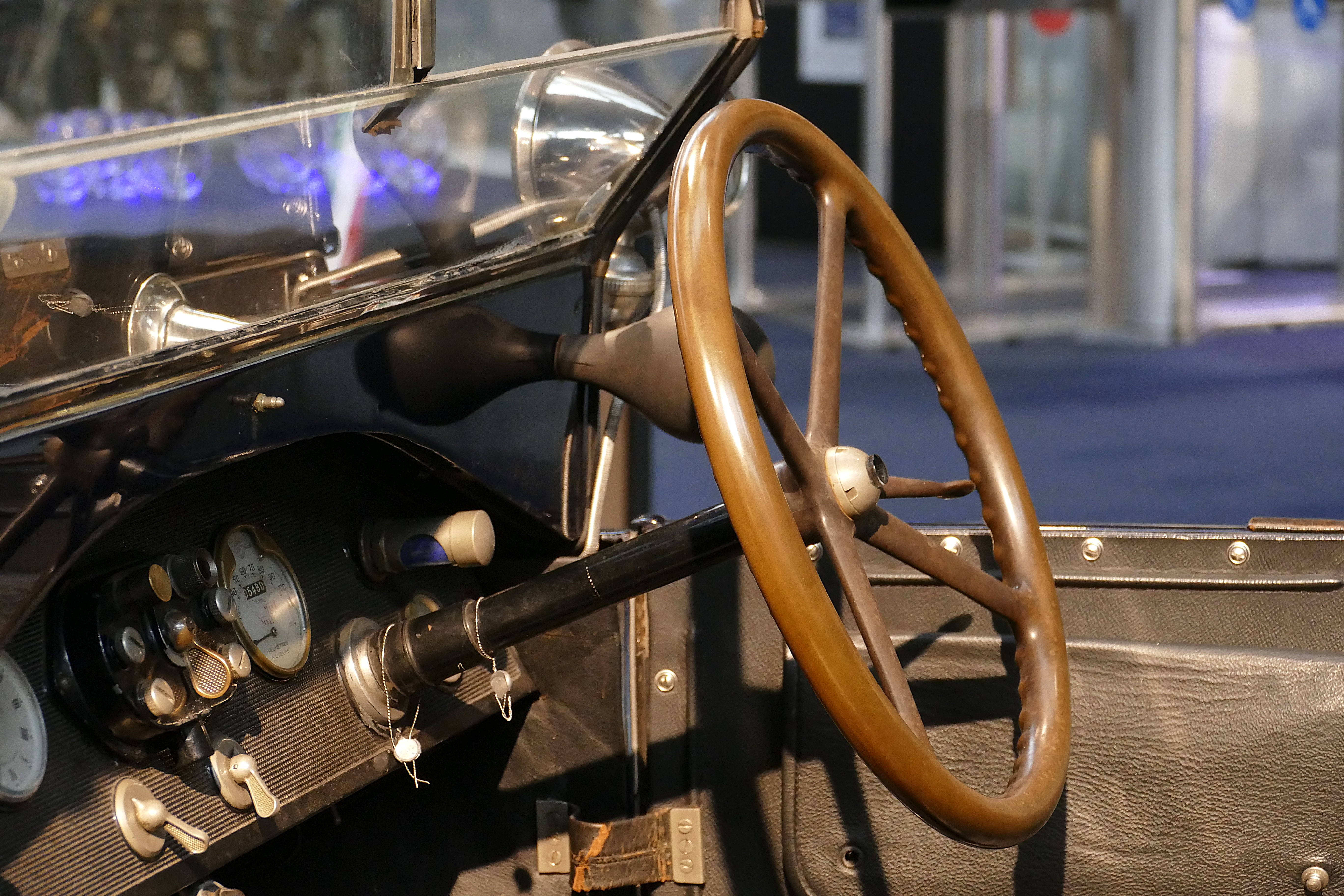 Lancia 120 years in Brussels Autoworld: elegance and engineering ...